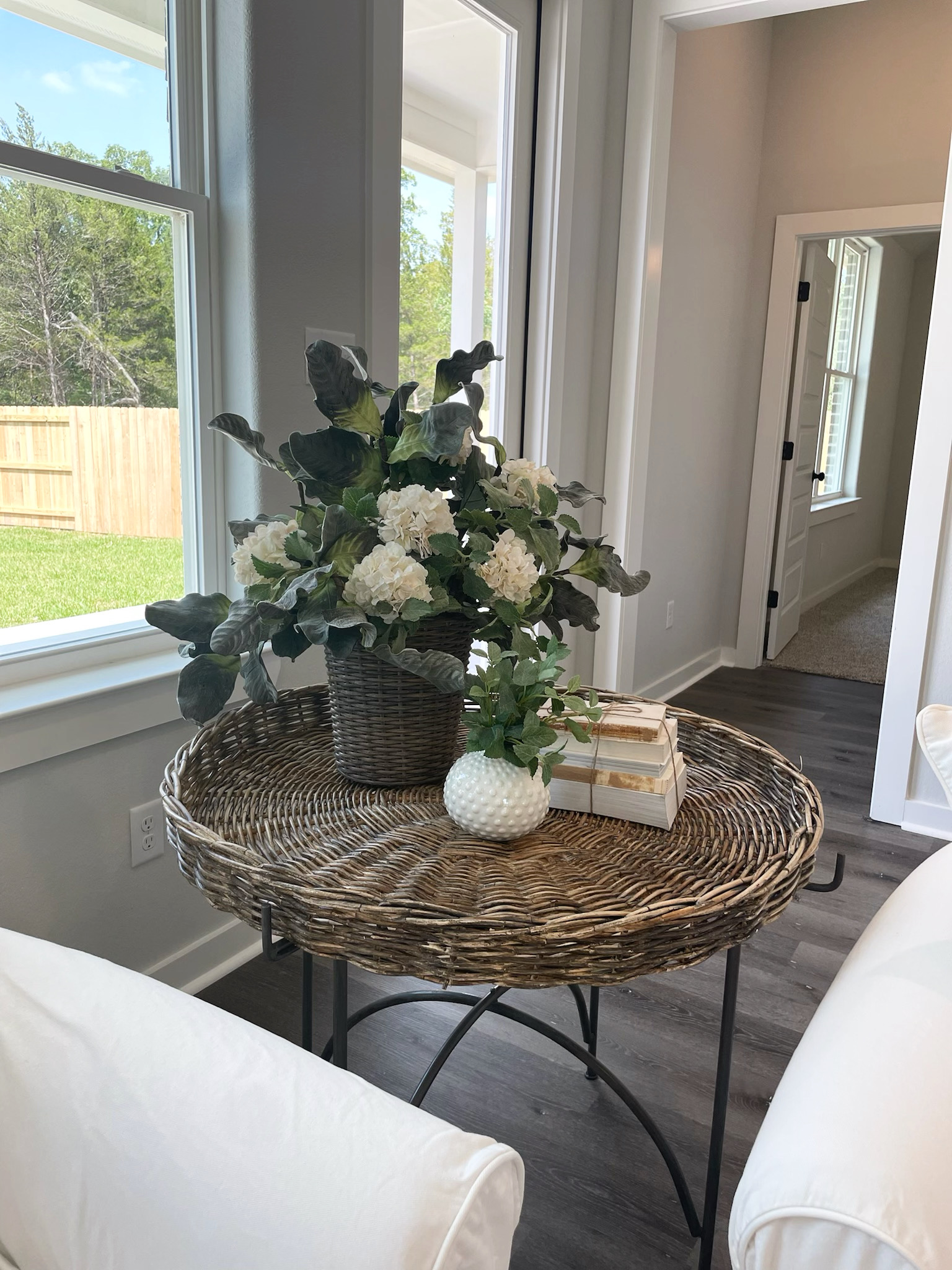 6 Simple Ways To Style Your Side Table - Original Farmhouse